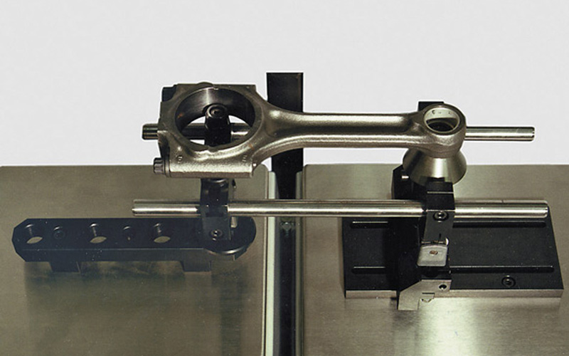 Connecting-rod scale